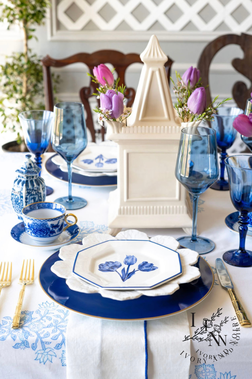 Spring Flower Table Setting with a Tulip Theme