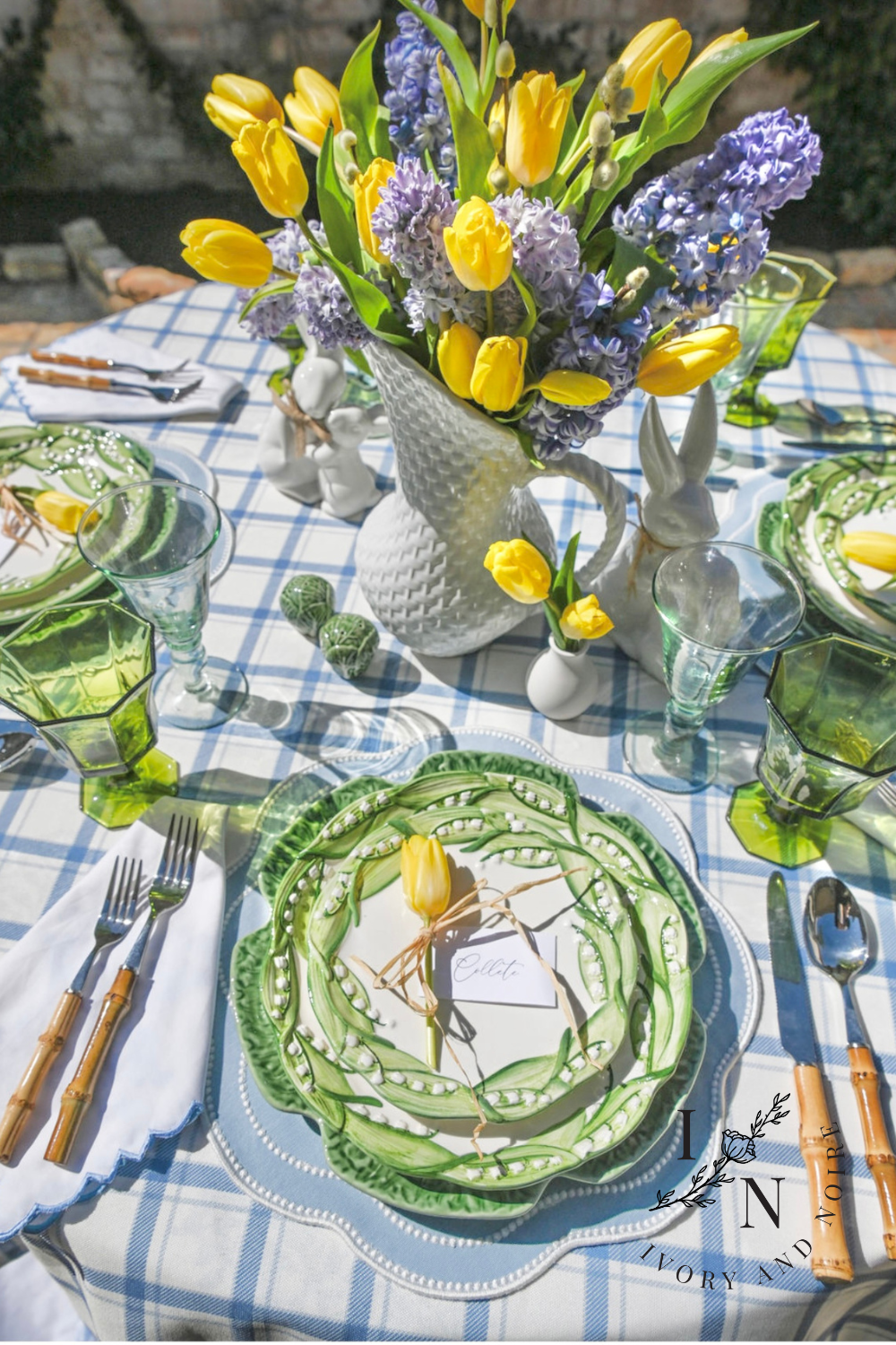 7+ Stunning Simple Brunch Table Settings