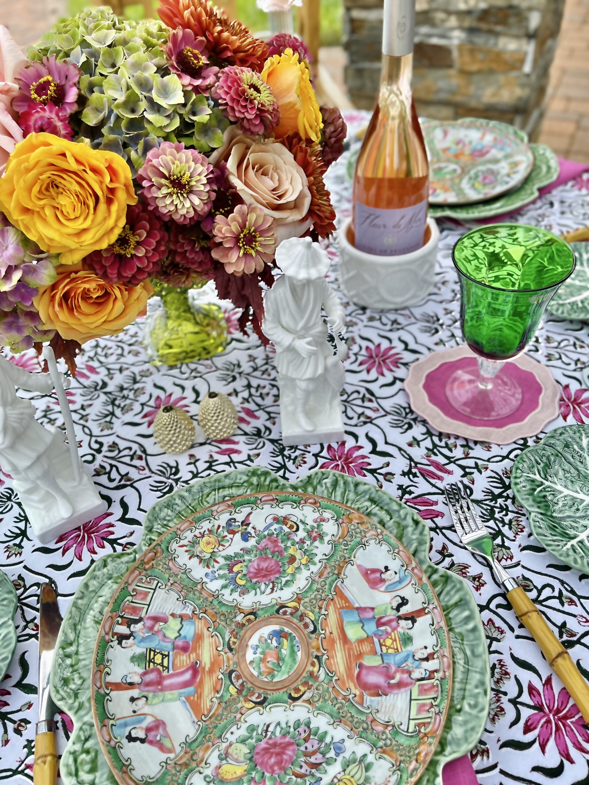 Chinoiserie Fall Tablescape Idea: Bright Colored Fall Themed Table Setting