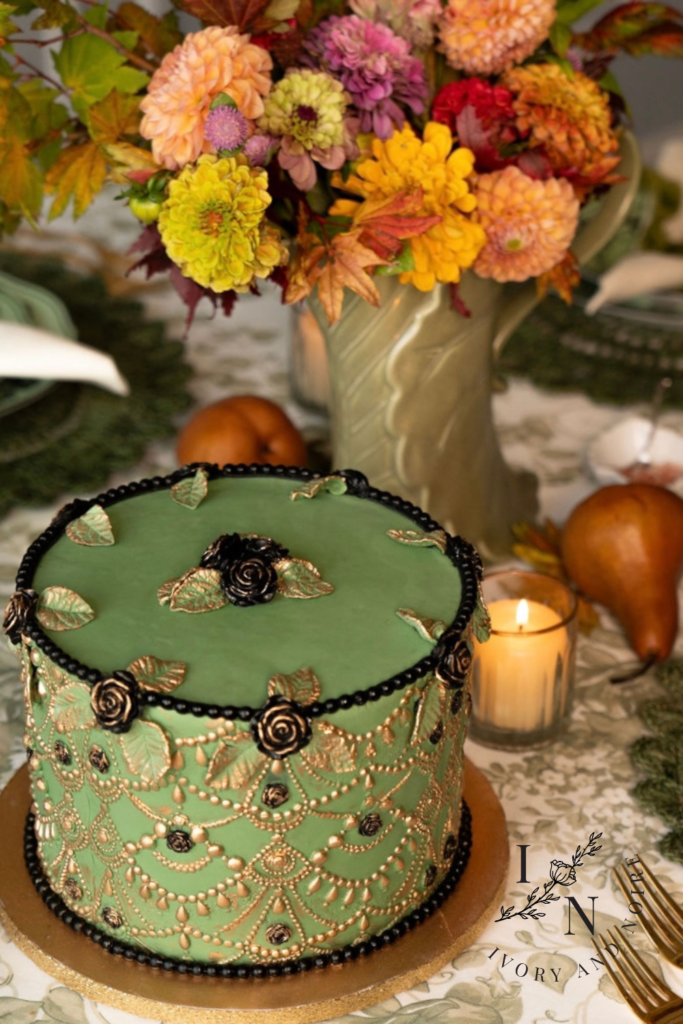 How to Cut a Cake like a Professional Flawlessly | Ivory & Noire