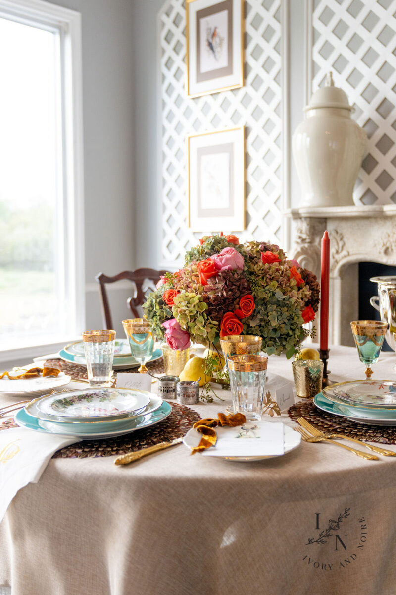 How to Set a Beautiful Bird-Themed Thanksgiving Tablescape