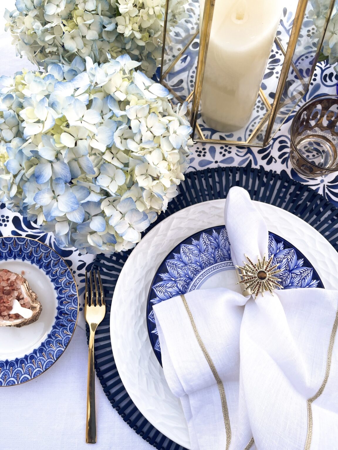 Mediterranean Inspired Tablescape | Ivory & Noire