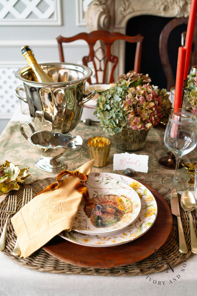 How to Set a Beautiful Thanksgiving Table: Thanksgiving Tablescape and ...