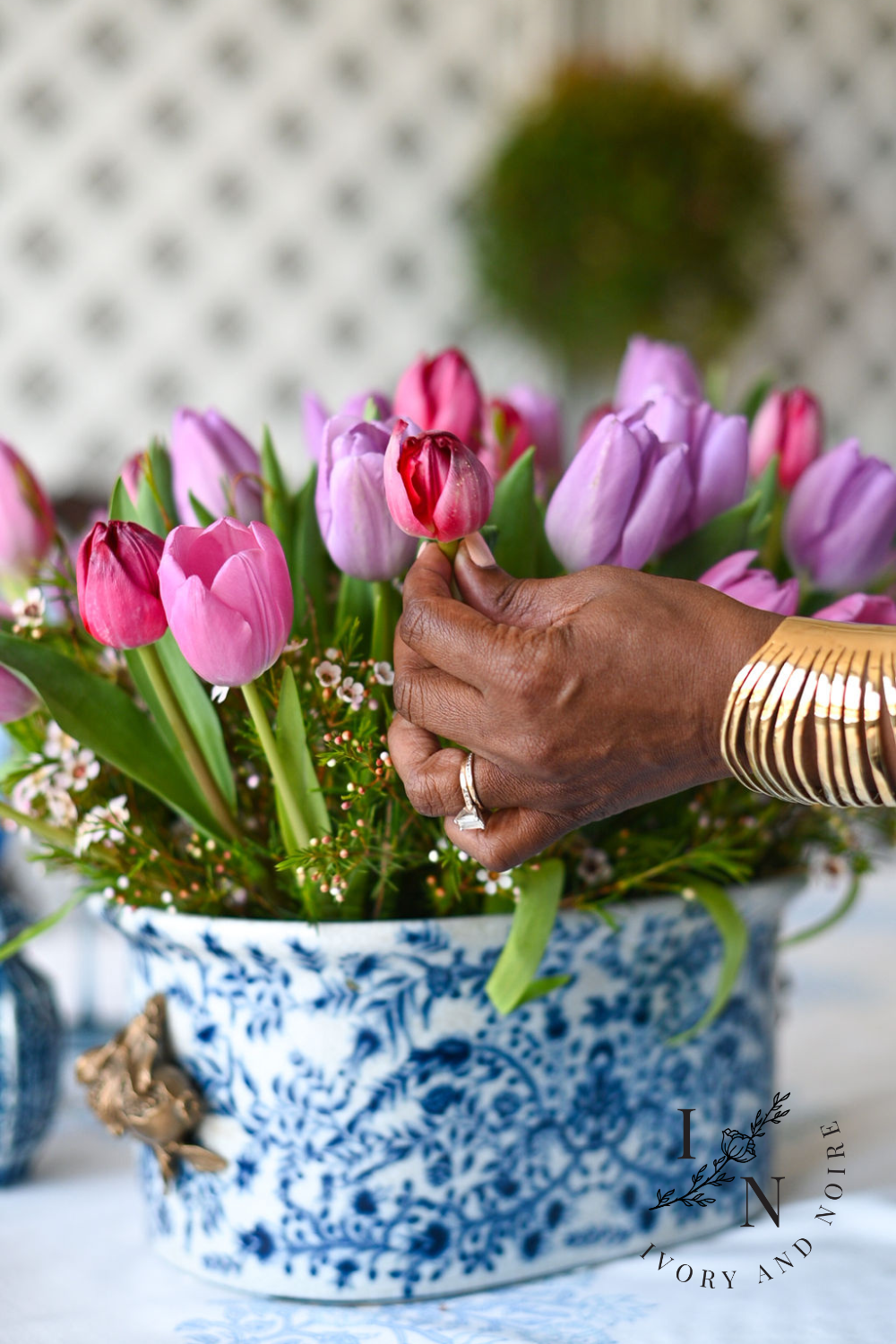 How to Make a Flower Arrangement in a Planter